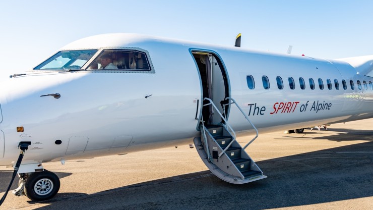 Q400 Fleet | North Slope Aviation
